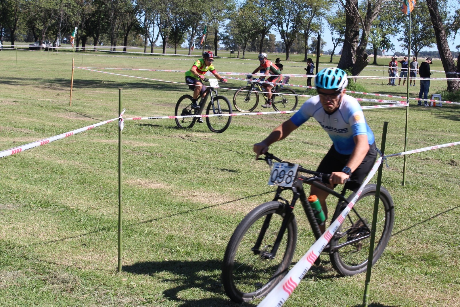 Vecinos de Bragado y la zona disfrutaron del Parque Lacunario con el Rural Bike - Municipalidad ...